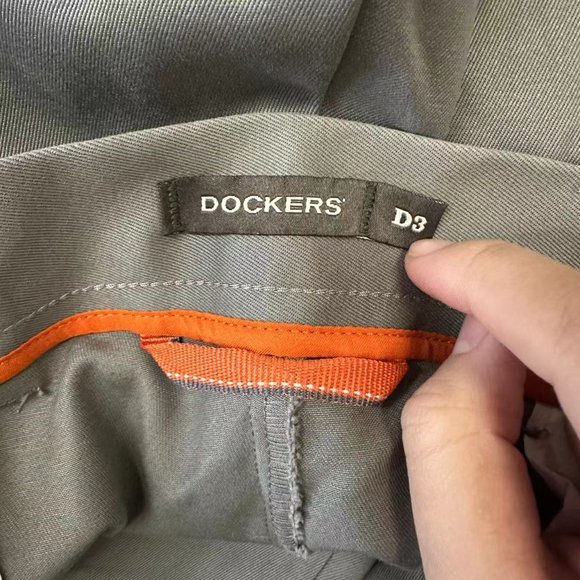 Dockers | Pants | Dockers Classic Fit Mens Classic Khaki Flat Front D3 ...